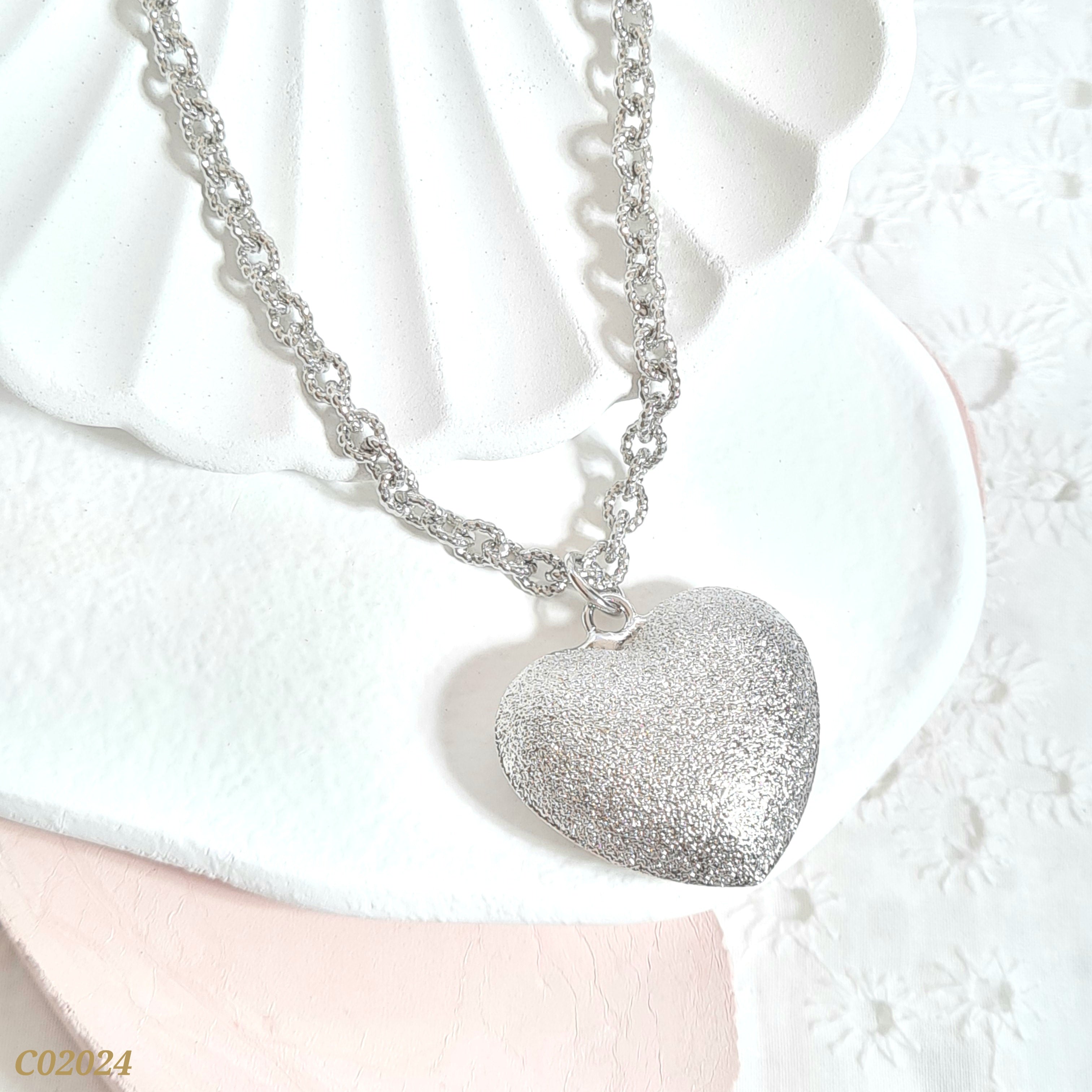 Cadena corazón plateado escarchado C02024 – vilbbao store